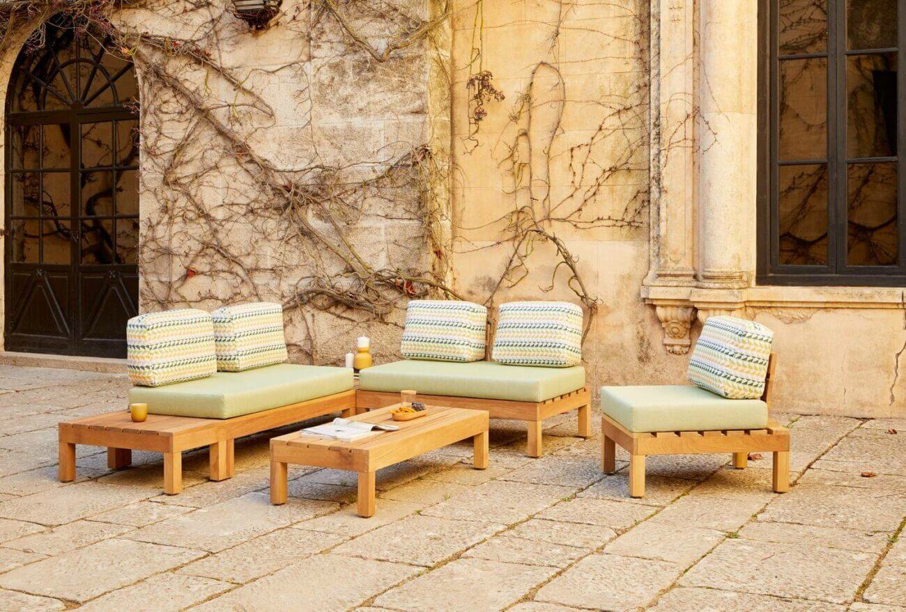 Mobilier de terrasse design en bois pour hôtels et restaurants