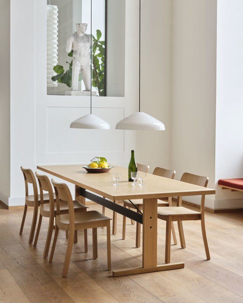 Grande table en bois pour restaurant et hôtel PASSERELLE