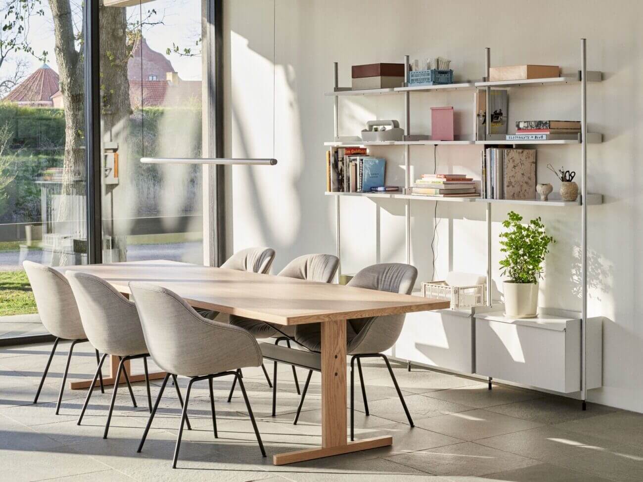 Grande table en bois pour restaurant et hôtel PASSERELLE